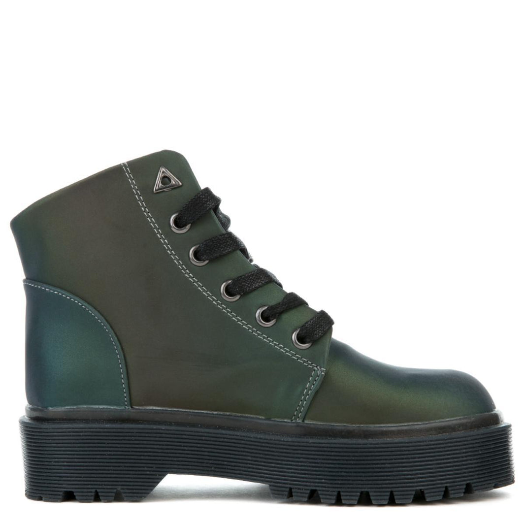 YRU For Women | TiltedSole.com
